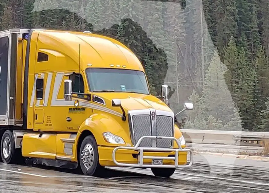 Advantages of Over-the-Road Trucking for a Good Career – Big Rig Pros